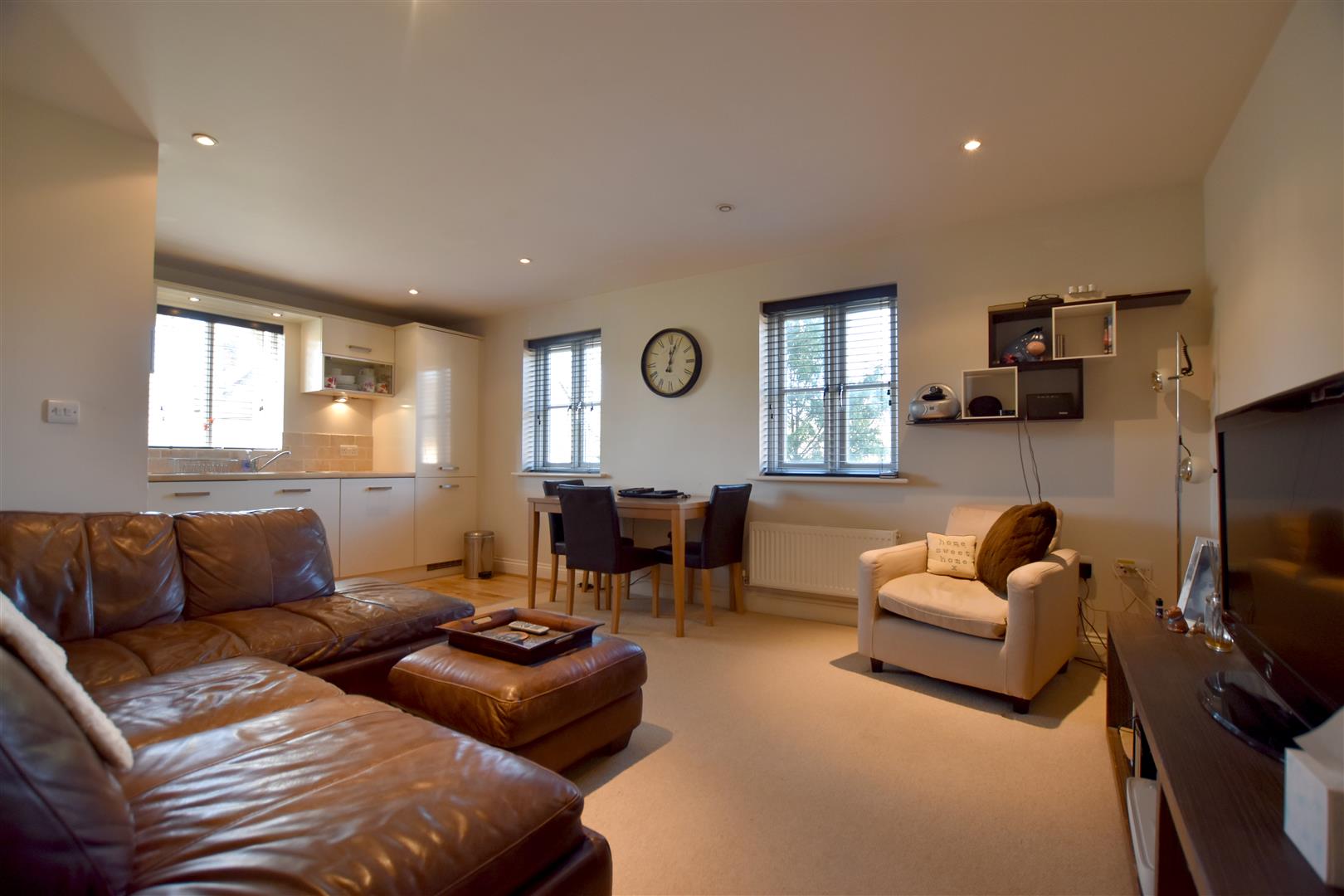 Property in Station Road, Merstham, Redhill, Surrey, RH1 3EE