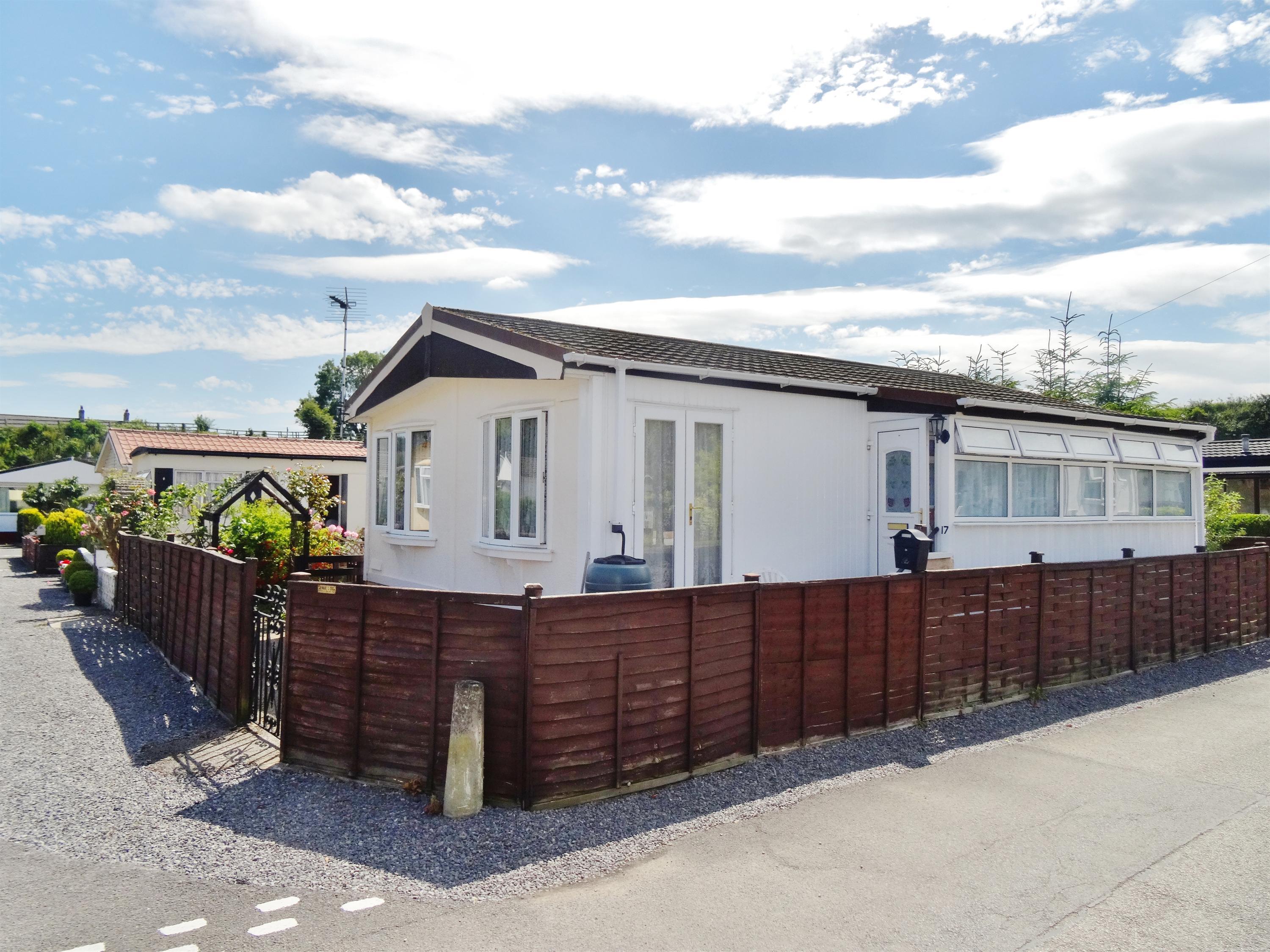 Property in Quarry Moor Park, Harrogate Road, Ripon, HG4 3AQ