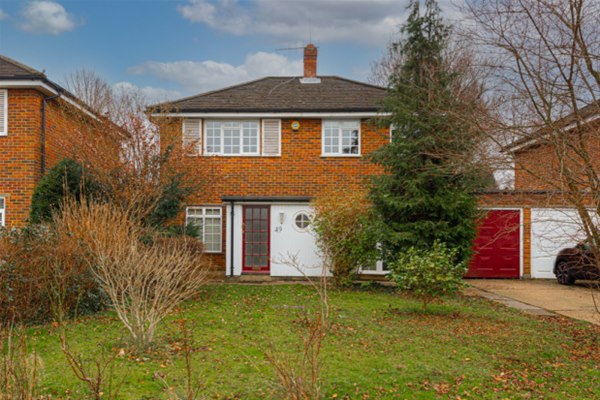 Property in Oakhill Road, KT21 2JH