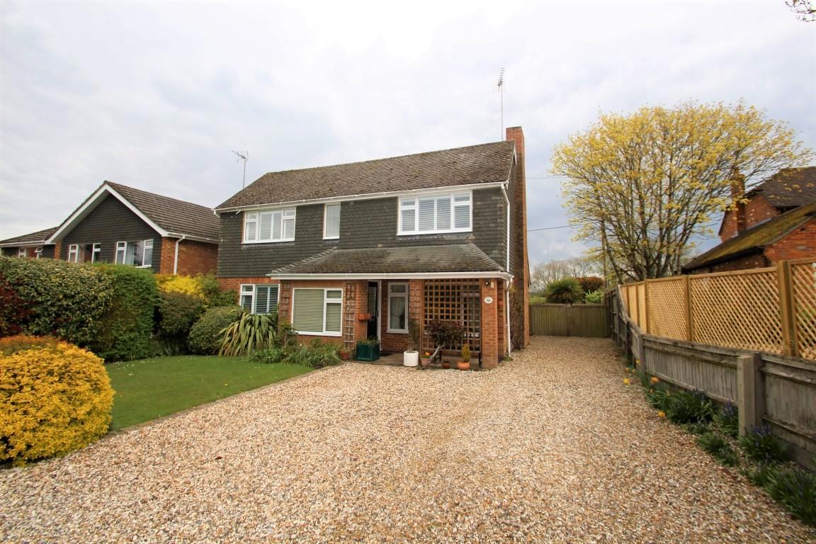 Property in Hungerford Lane, Bradfield Southend, West Berkshire, RG7 6JJ