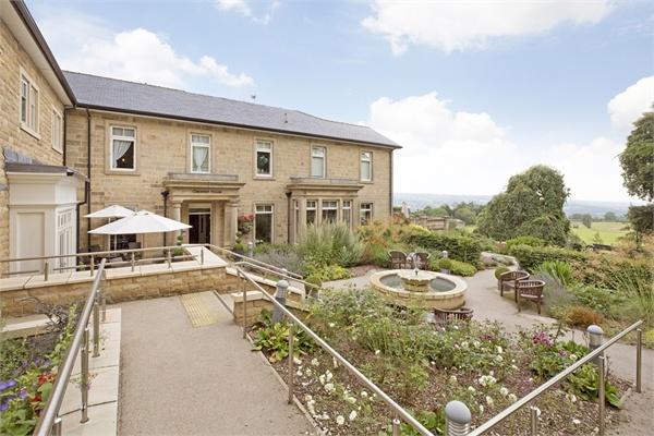 Property in Clevedon House, Ben Rhydding Drive, ILKLEY, West Yorkshire ...