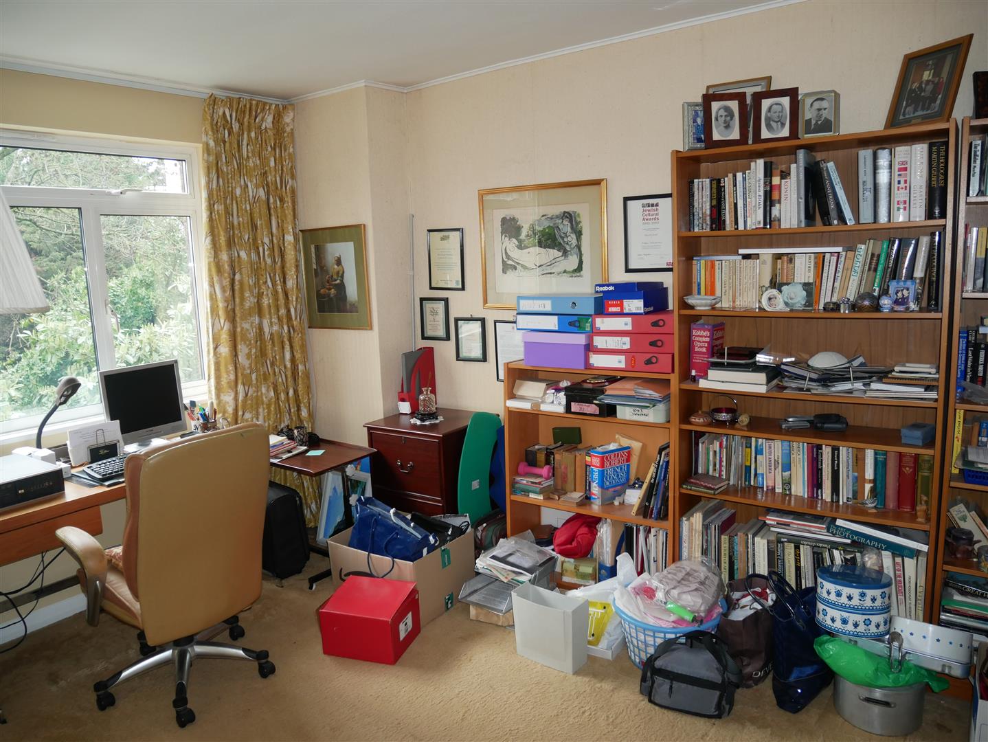 Property in Woodlands, London, NW11 9QX