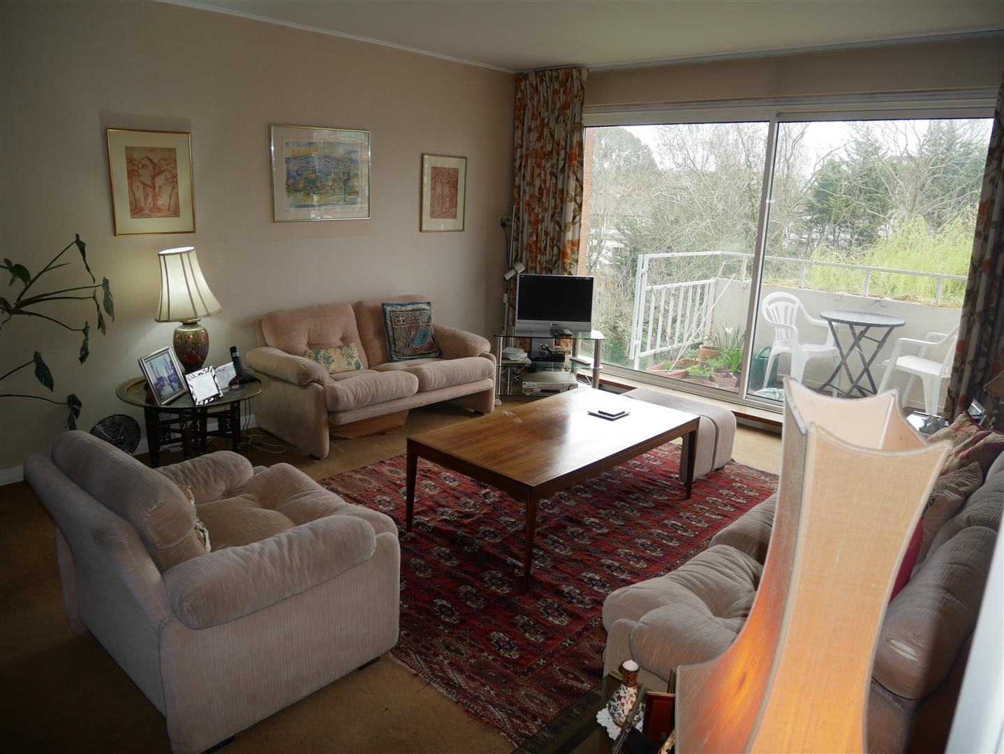 Property in Woodlands, London, NW11 9QX