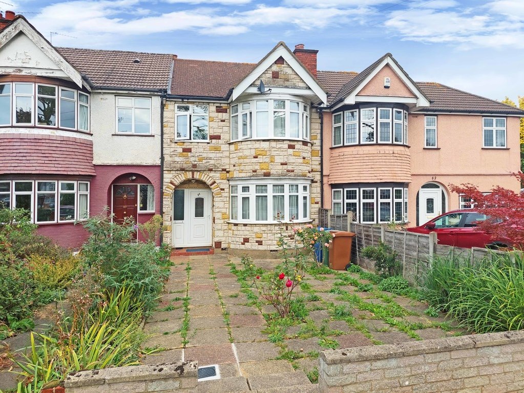 Property in Kings Road, Harrow, Middlesex, HA2 9JQ