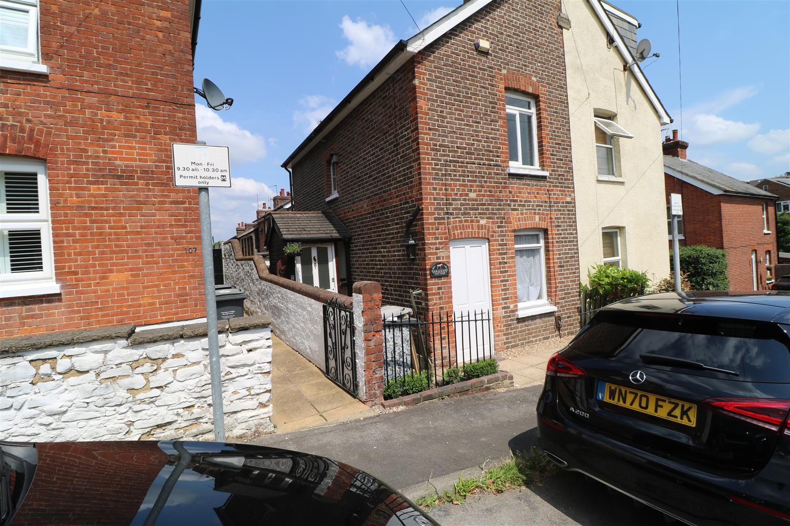 Property in Woodside Road, Tonbridge, TN9