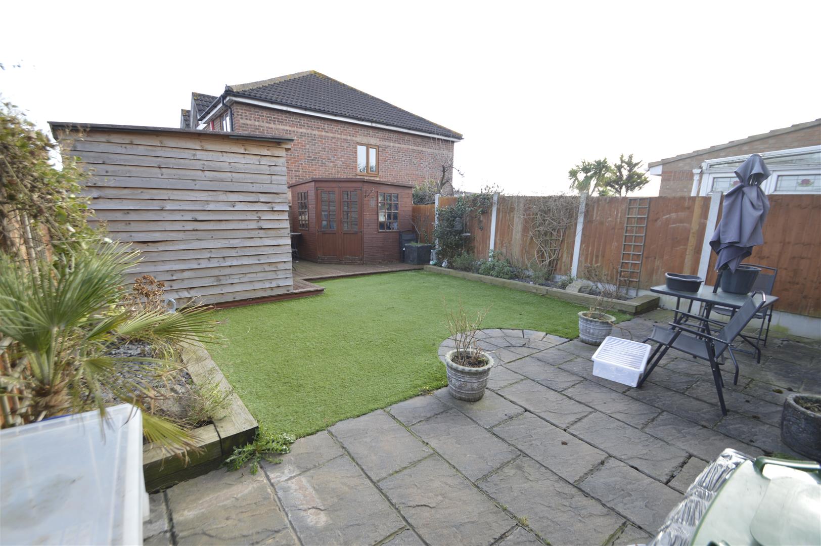 Property In Clemence Road Dagenham Rm10 9yq