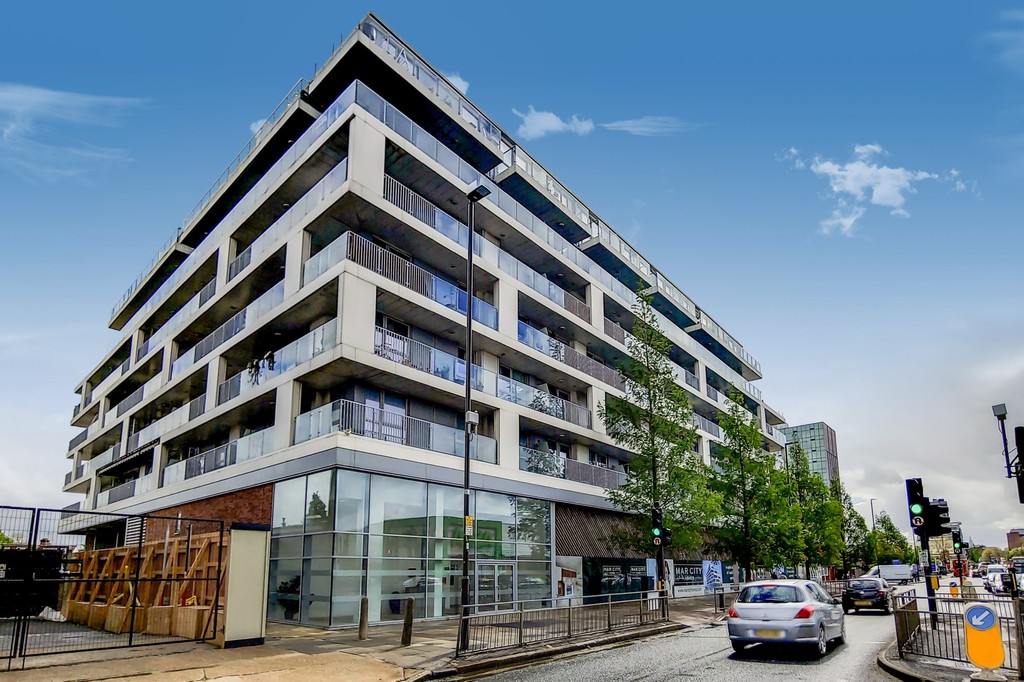 Property in The Hyde, London, NW9 5NG