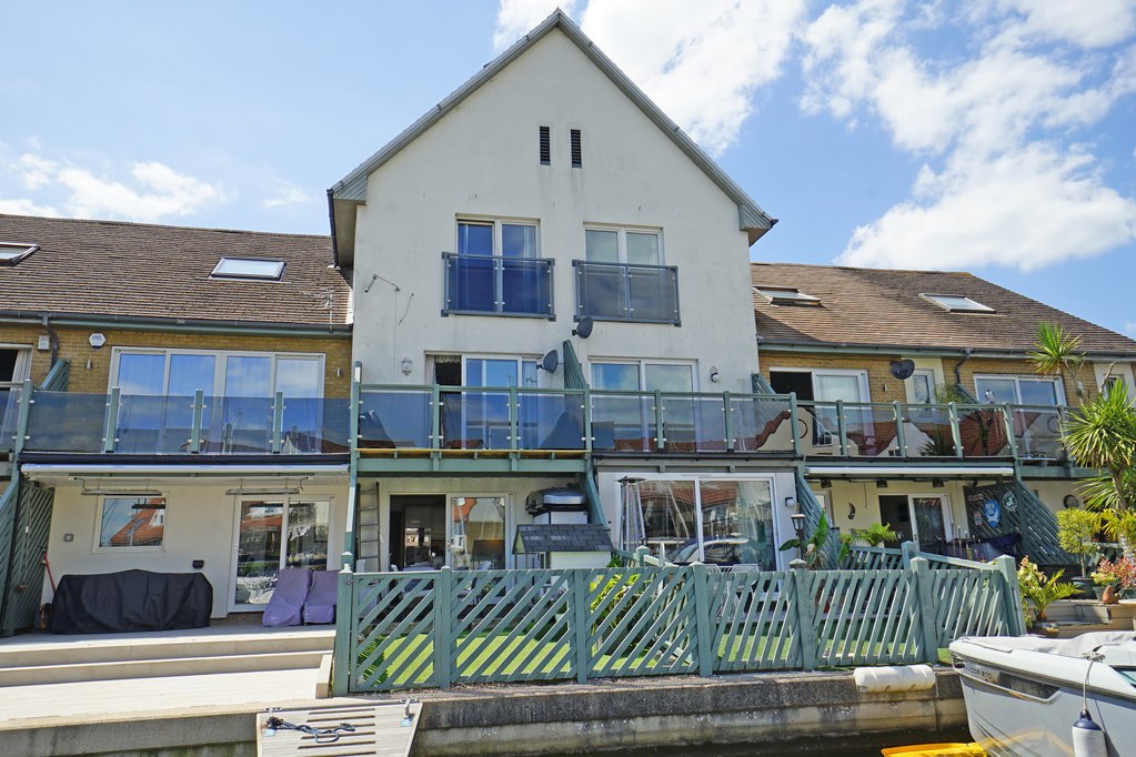 Estate Agents in Port Solent | Residential Sales and Letting Agent ...