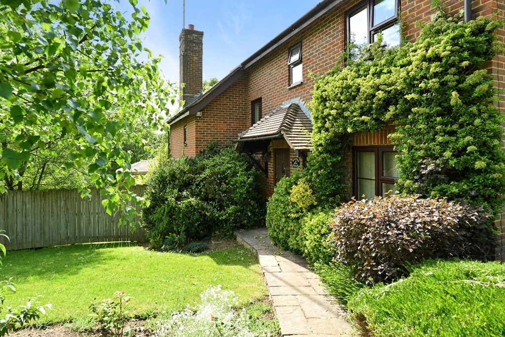 Property in Brooklands Farm Close, Fordcombe, Tunbridge Wells