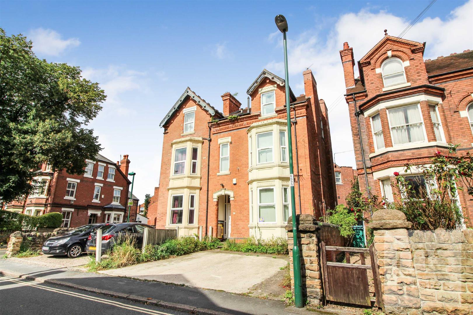 Property in Sherwin Road, Lenton, Nottingham, NG7 2FB