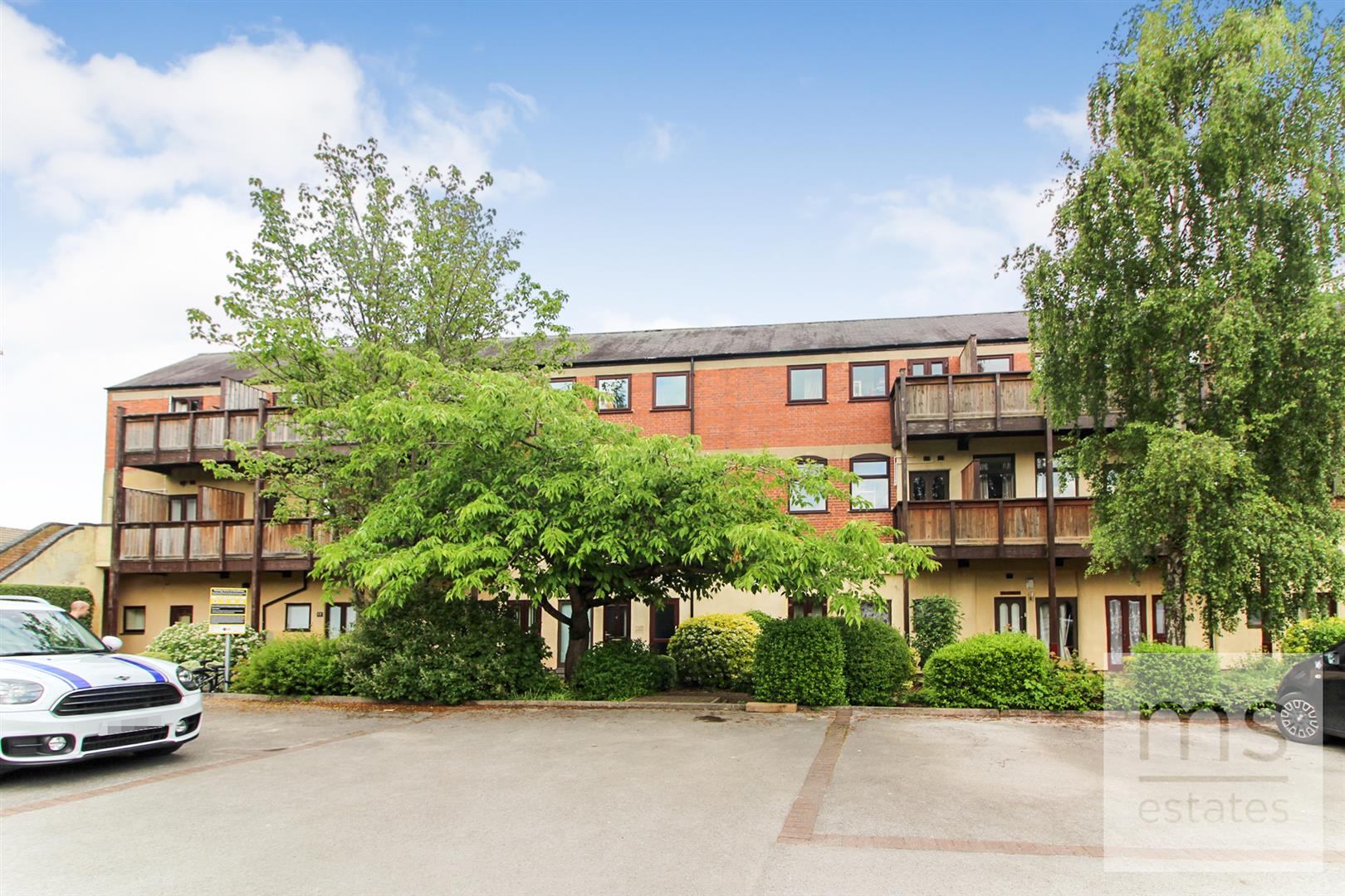 Property in Leen Court, Lenton, Nottingham, NG7 2JA