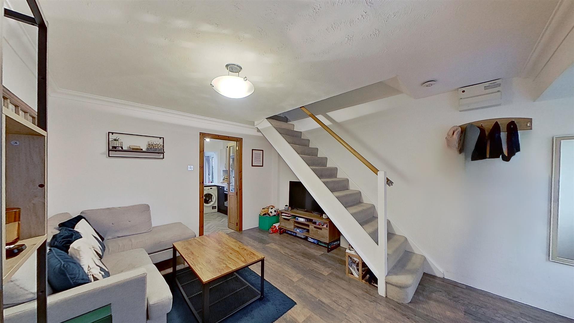 Property in Orne Gardens, Bolbeck Park, Milton Keynes, MK15 8PQ