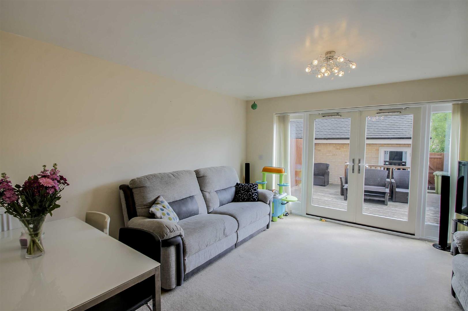 Property in Haven Street, Broughton, Milton Keynes, MK10 7AQ