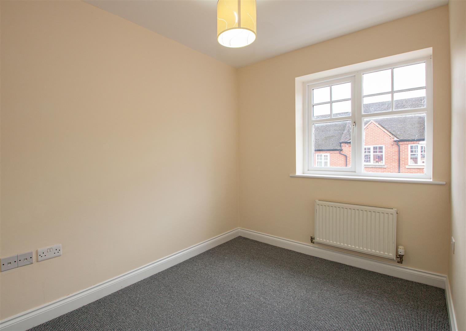 Property in Rays Close, Bletchley, Milton Keynes, MK2 3FG