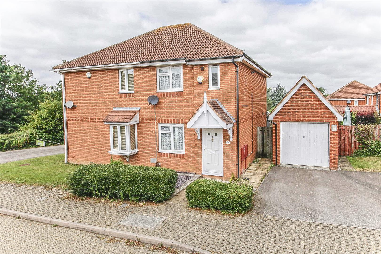 Property in Walkhampton Avenue, Bradwell Common, Milton Keynes, MK13 8NJ