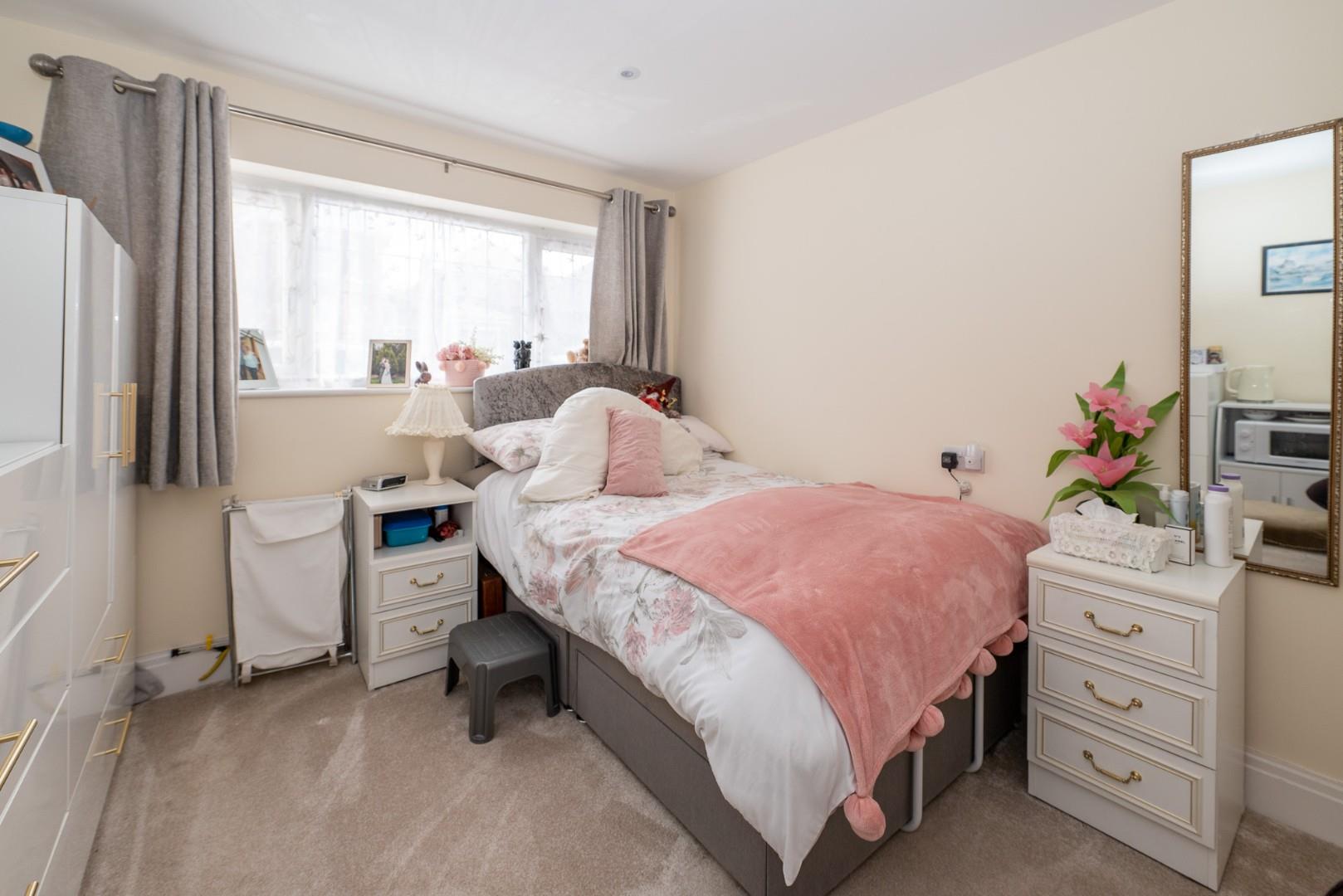 Property in 24, Mayfield Road, Ryde