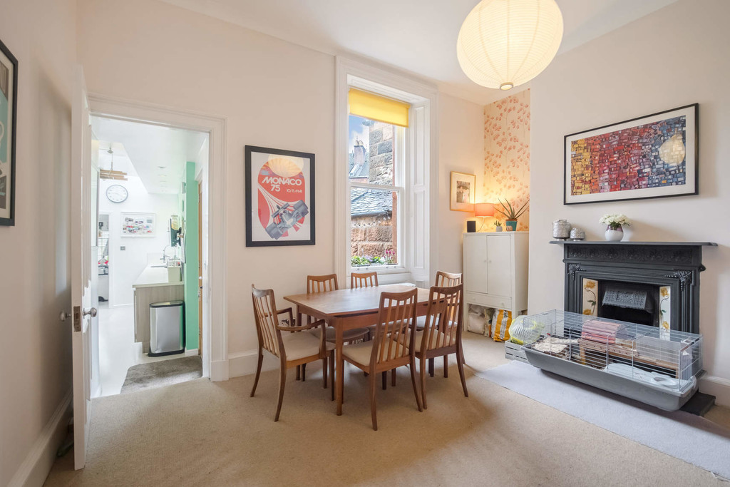 Property in Randolph Road, Glasgow, G11