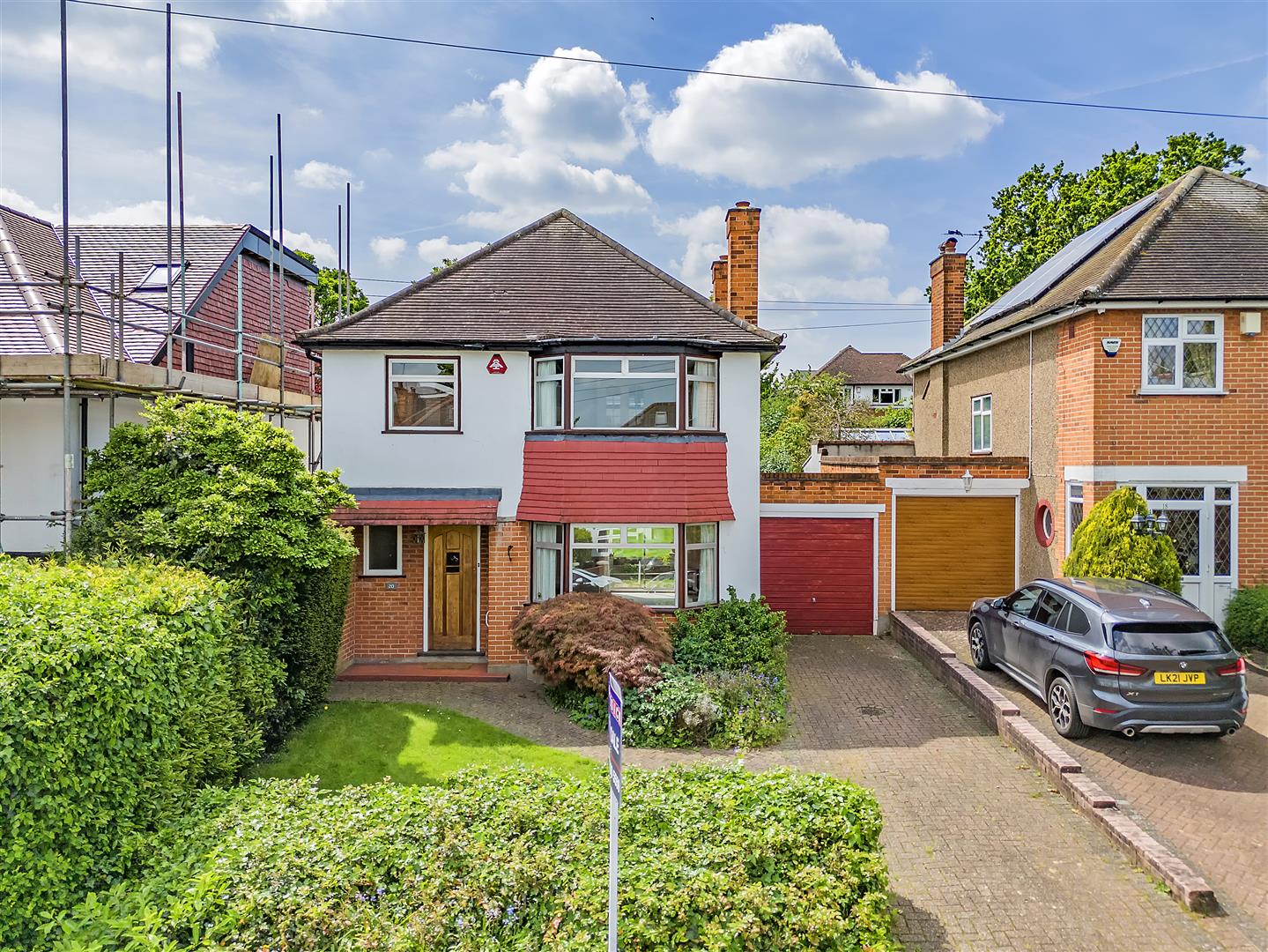 Property in Oak Lodge Avenue, Chigwell, IG7