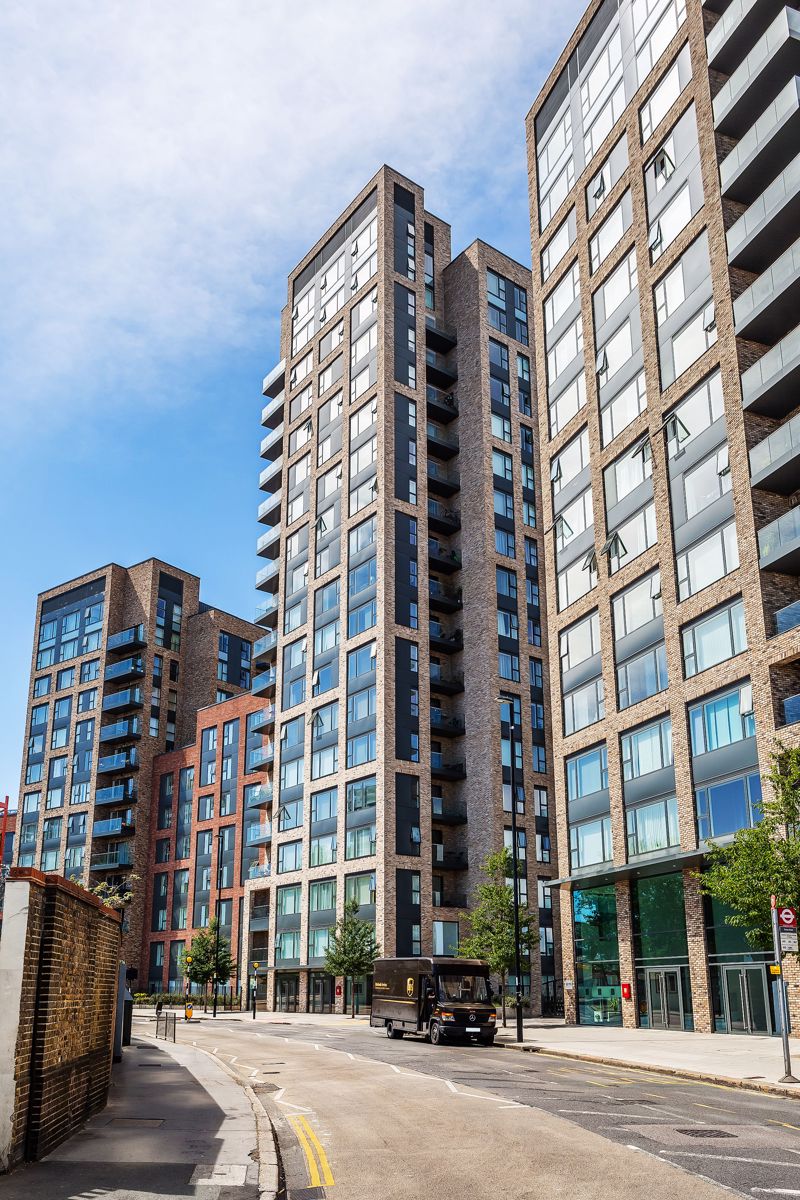 Property in Cherry Orchard Road, Croydon, Surrey, CR0 6FA