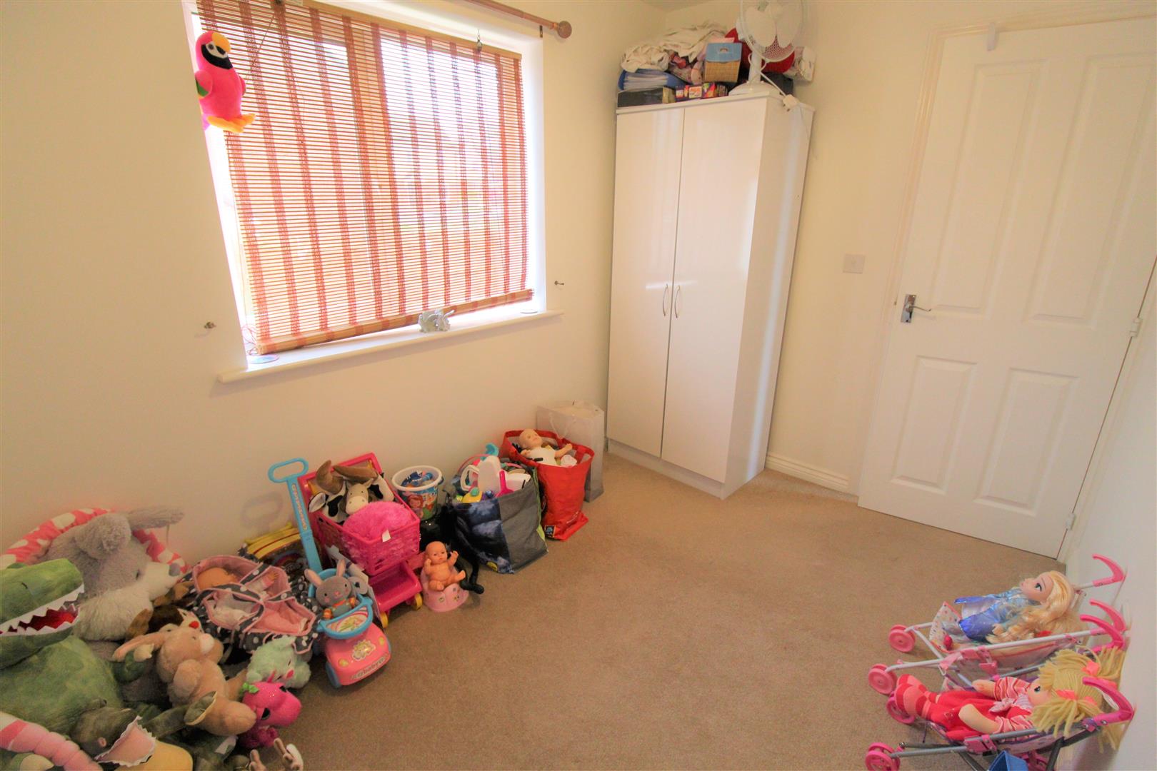Property in Ryder Grove, Talke, Talke, Staffordshire, ST7 1GF