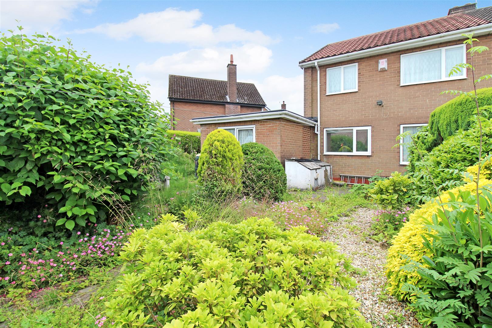 Property in Trentfield Road, Baddeley Green, Stoke-On-Trent ...