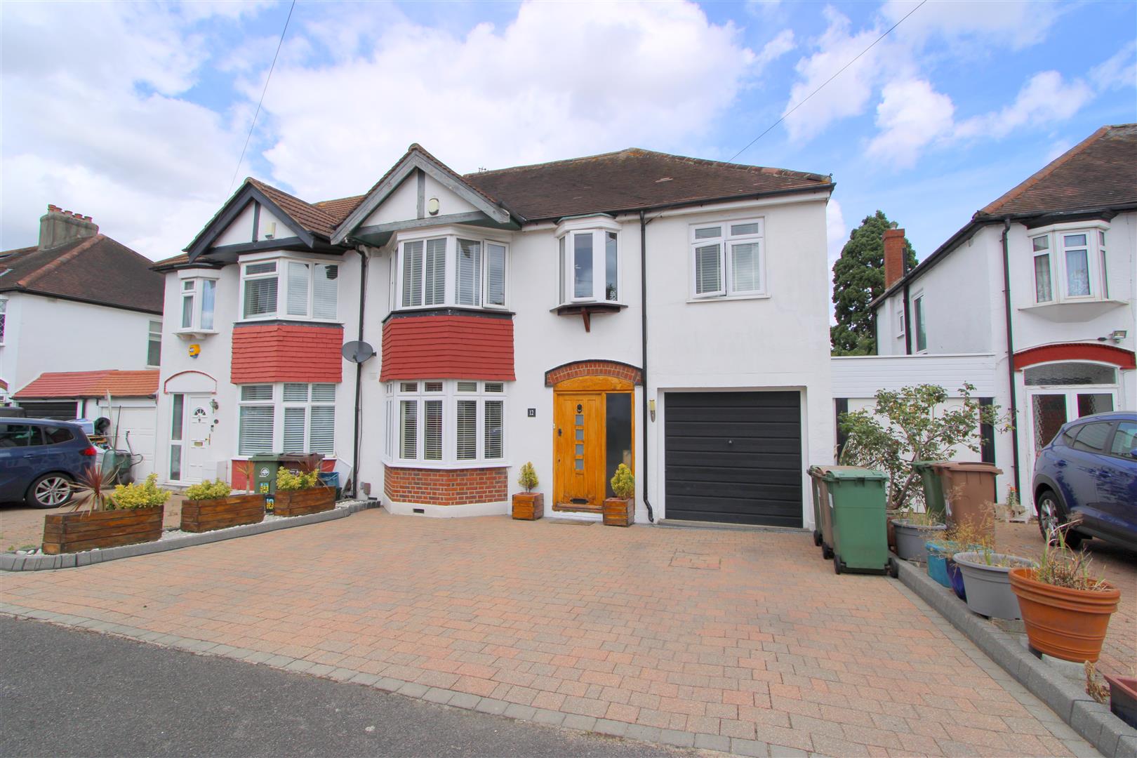 Property in Tritton Avenue, Beddington, Croydon, CR0 4SS