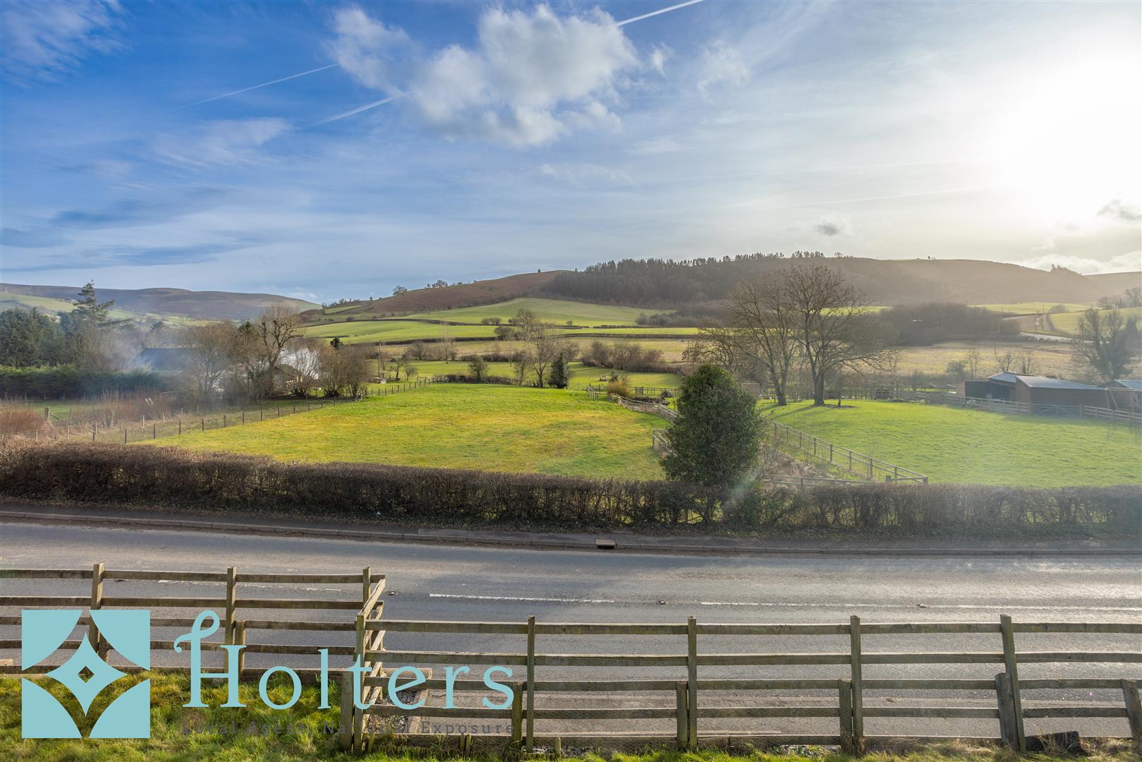 Property in Hundred House, Llandrindod Wells, Powys, LD1 5RY