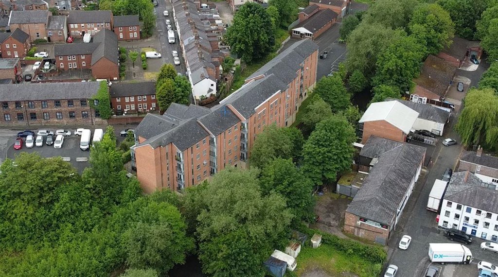 Estate Agents Congleton, Cheshire - Chris Hamriding