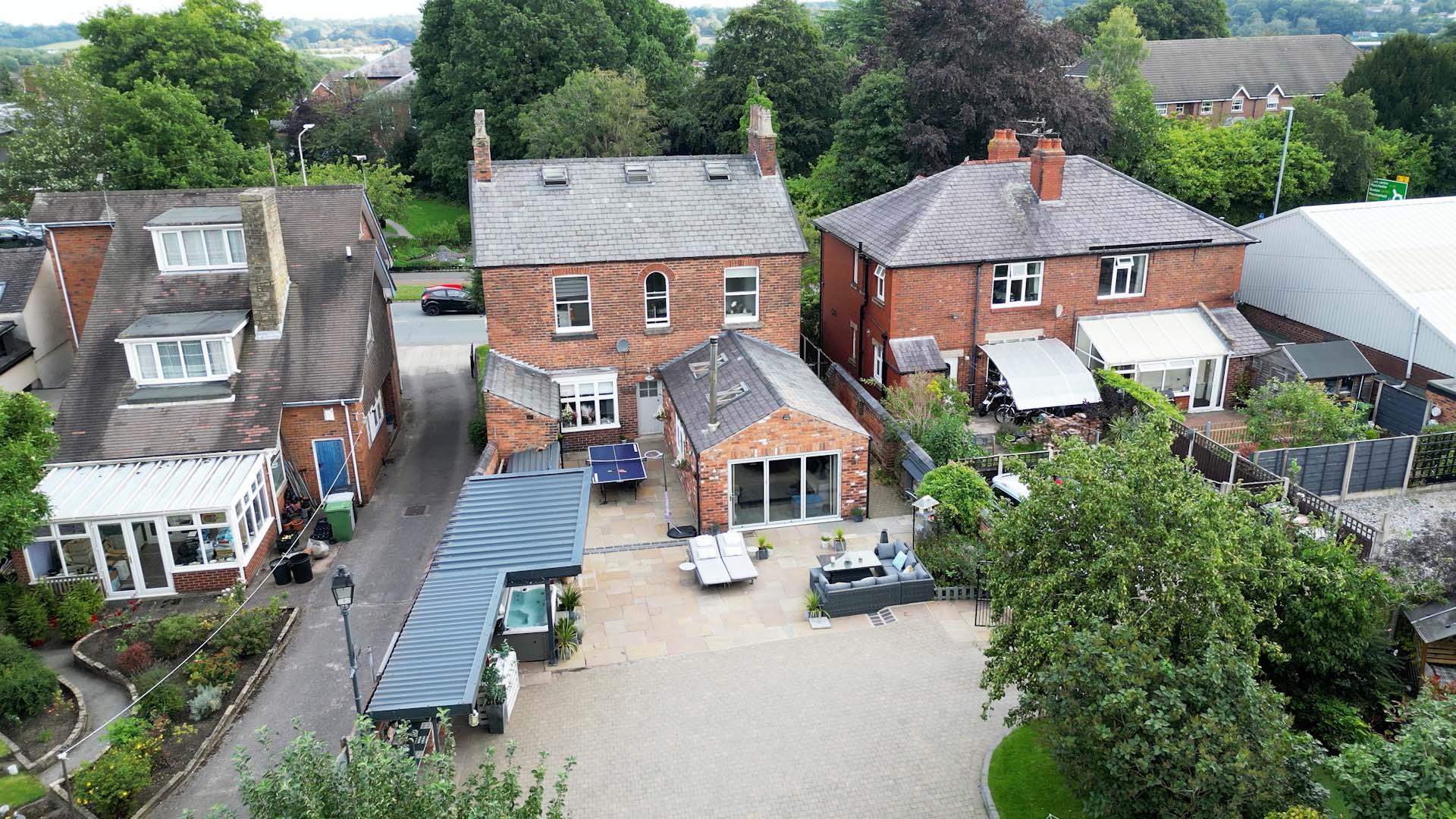 Property in West Road, Congleton, Cheshire, CW12 4EU