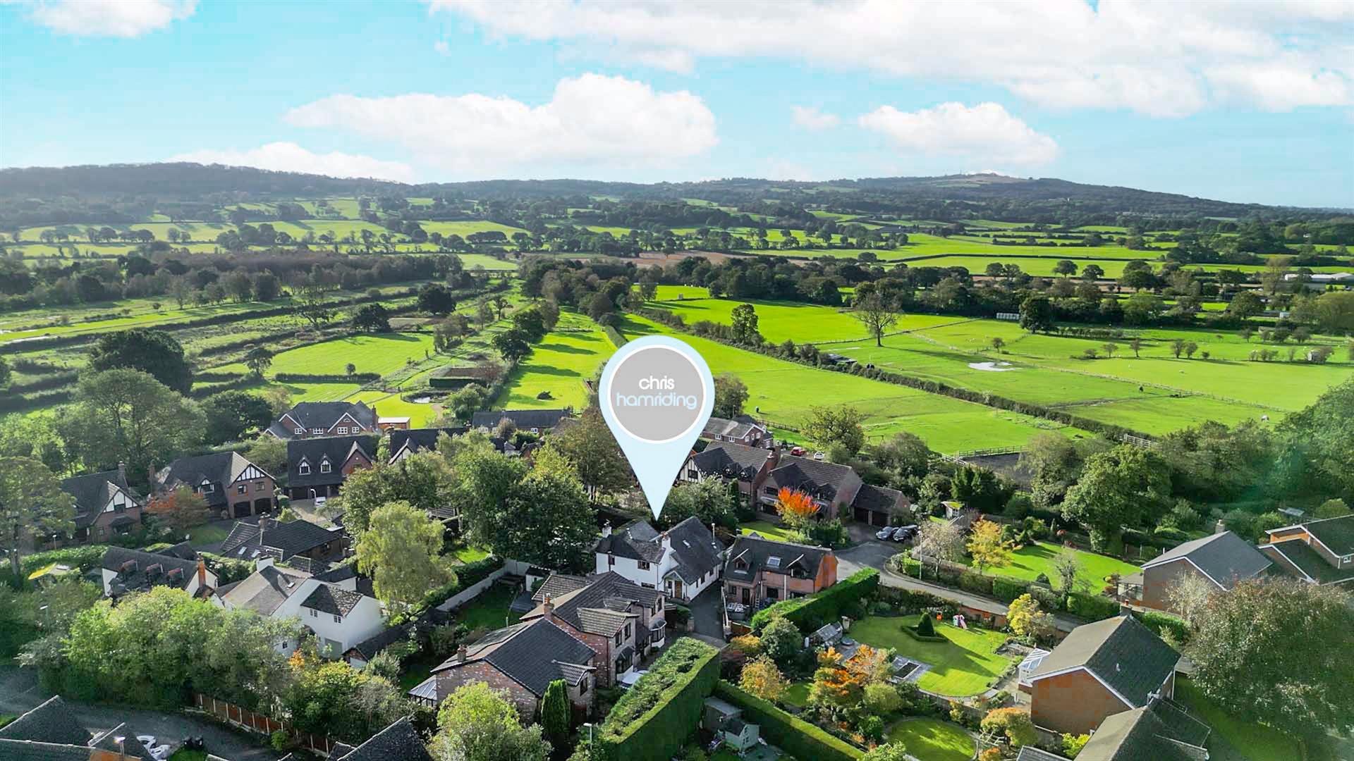 Property in Back Cross Lane, Congleton, Cheshire, CW12 3HT