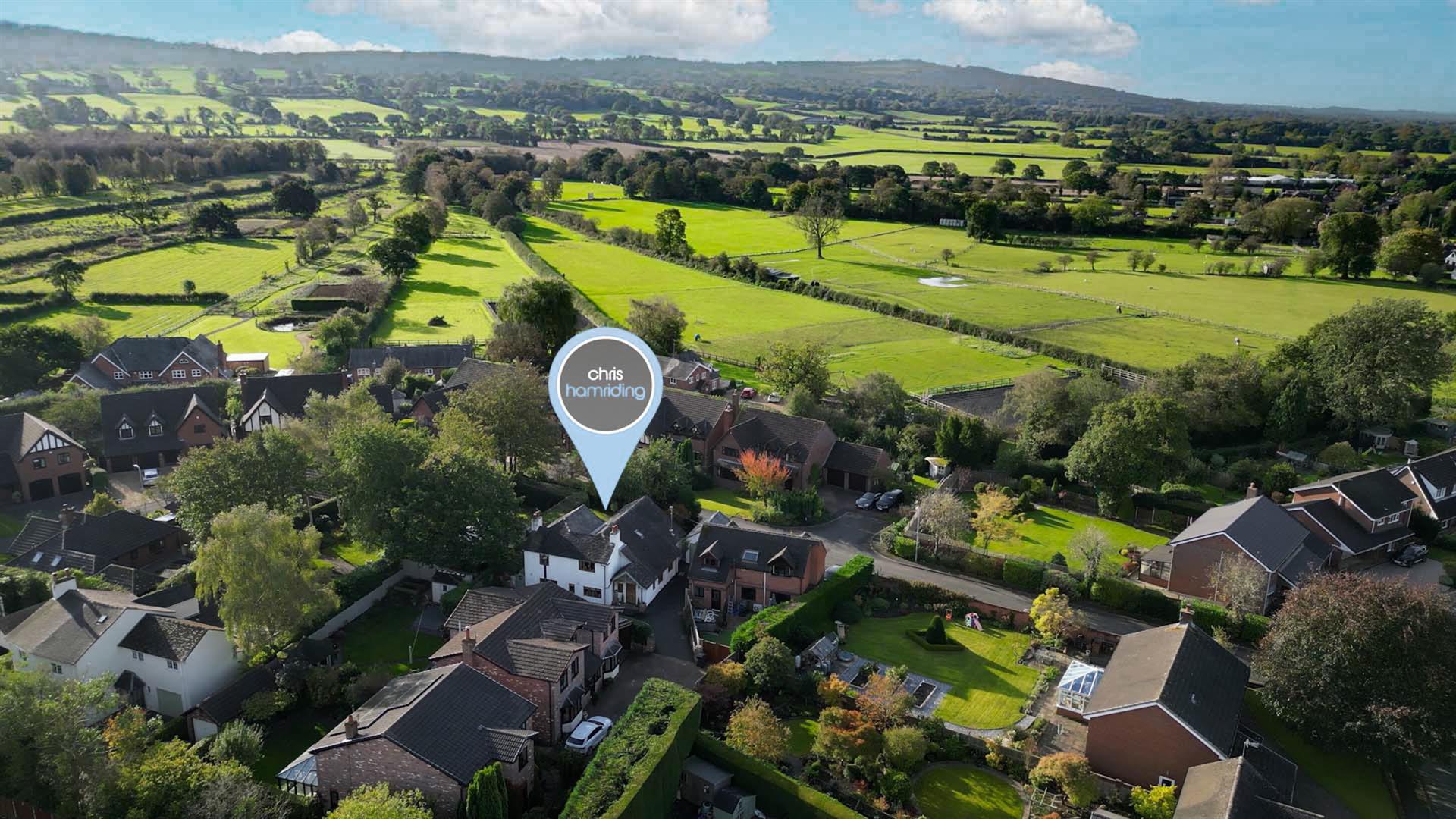 Property in Back Cross Lane, Congleton, Cheshire, CW12 3HT