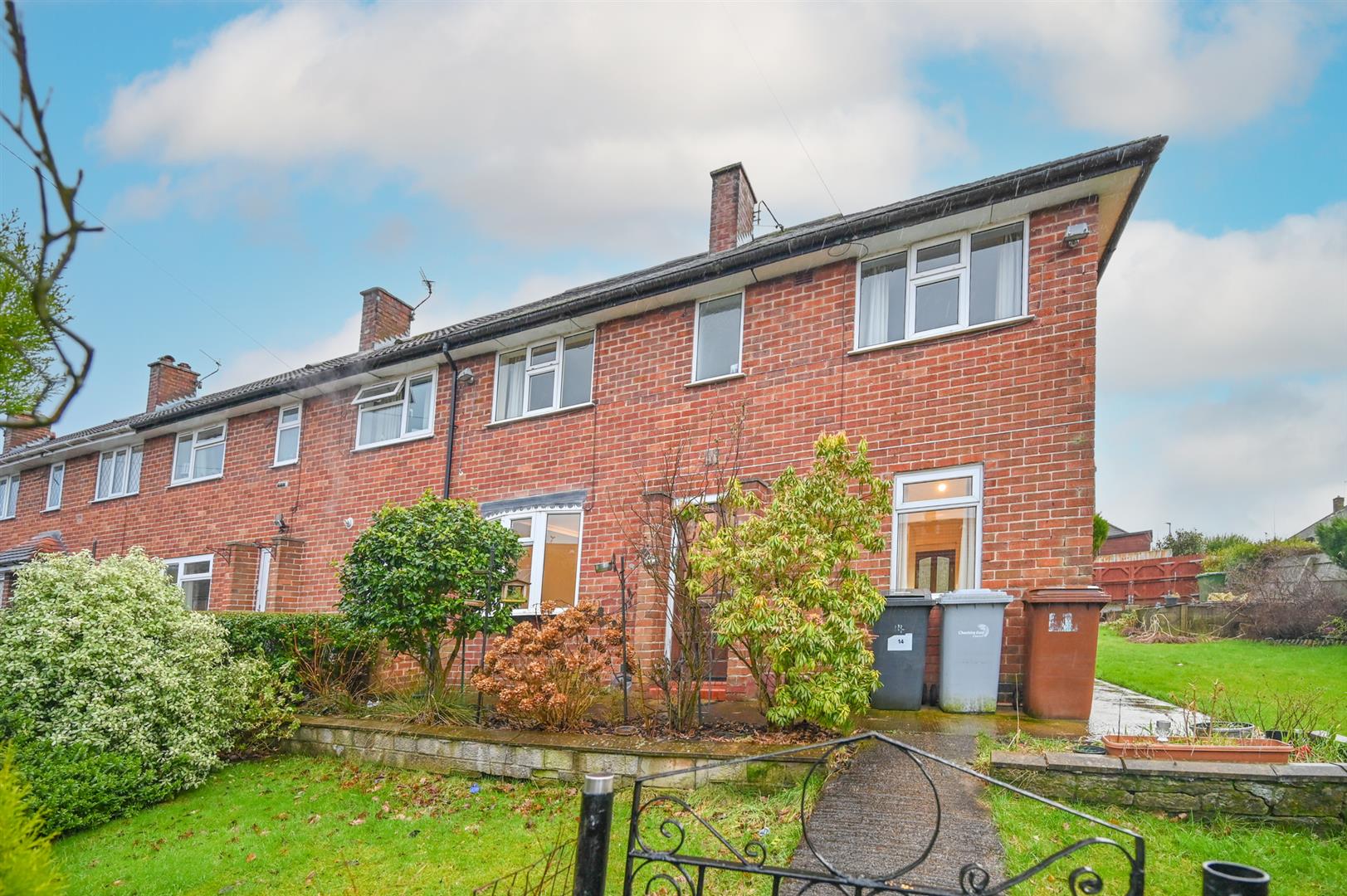 Estate Agents Congleton, Cheshire - Chris Hamriding