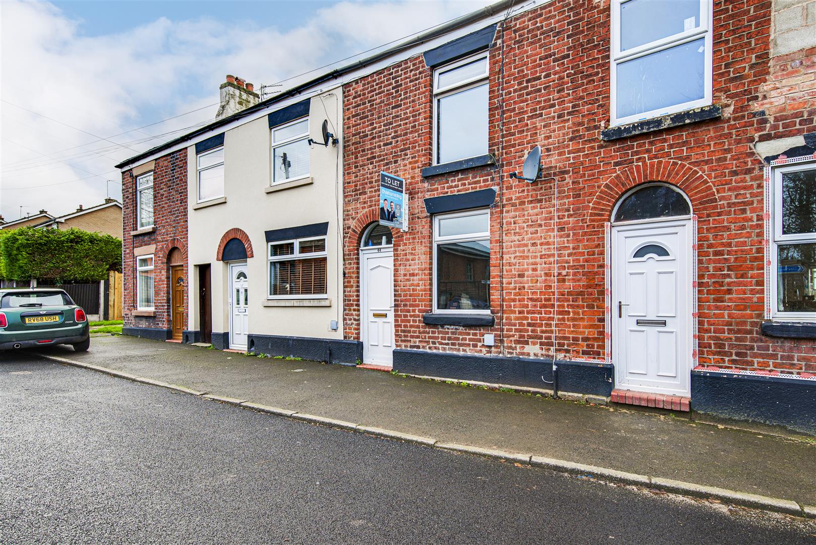 Estate Agents Congleton, Cheshire - Chris Hamriding