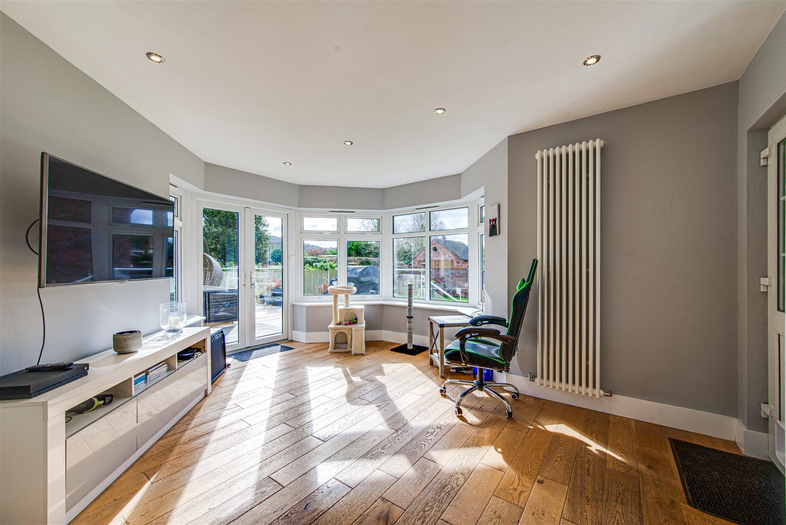 Property in Biddulph Road, Mossley, Congleton, Cheshire, CW12 3LY