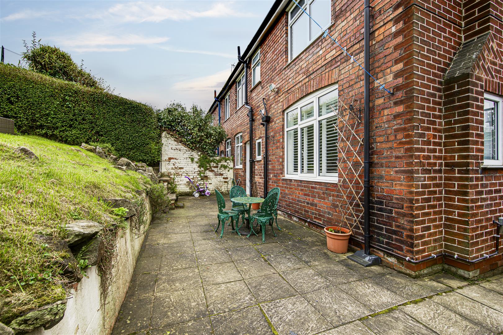 Property in West Road, Congleton, Cheshire, CW12 4EU