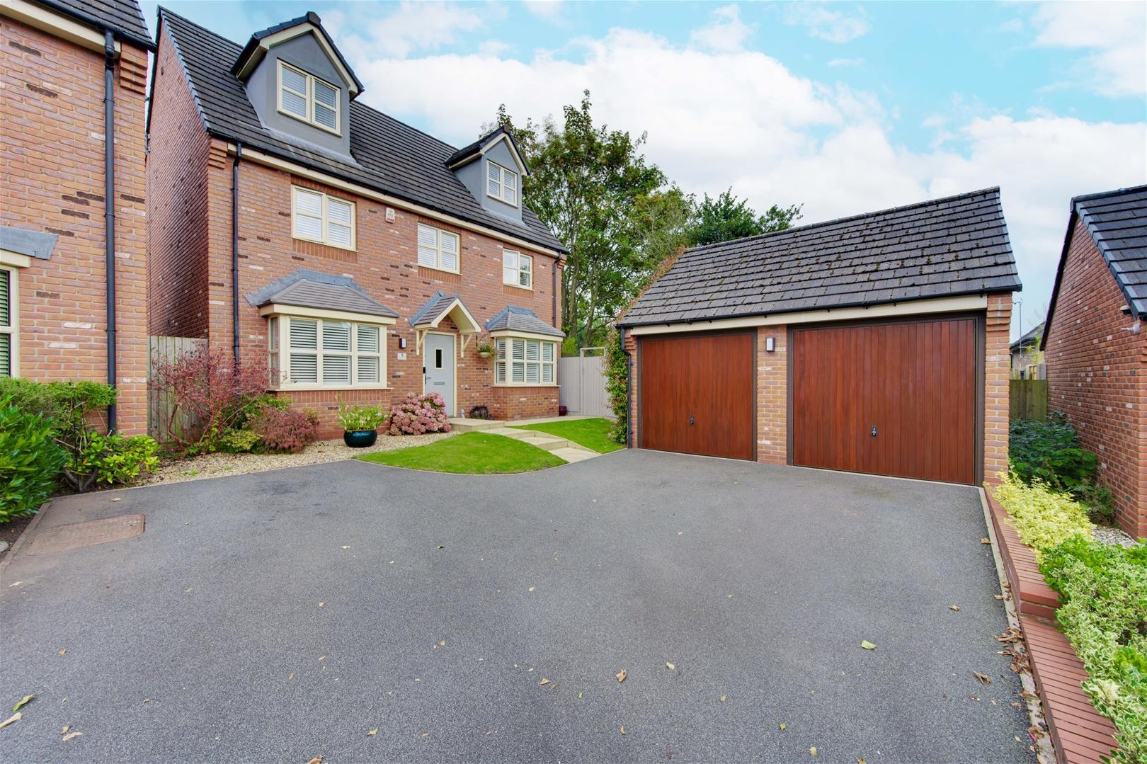 Estate Agents Congleton, Cheshire - Chris Hamriding