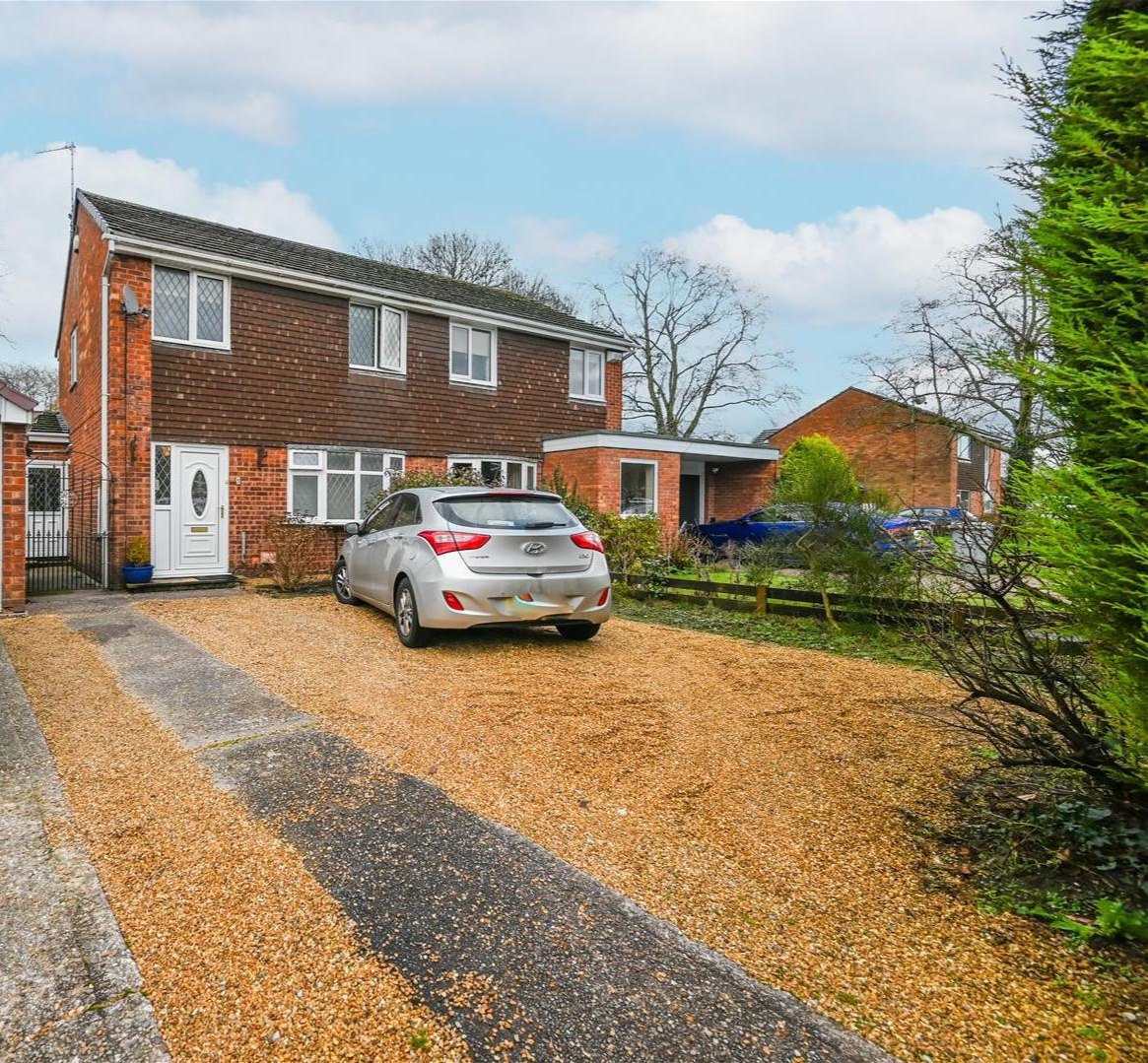 Estate Agents Congleton, Cheshire - Chris Hamriding