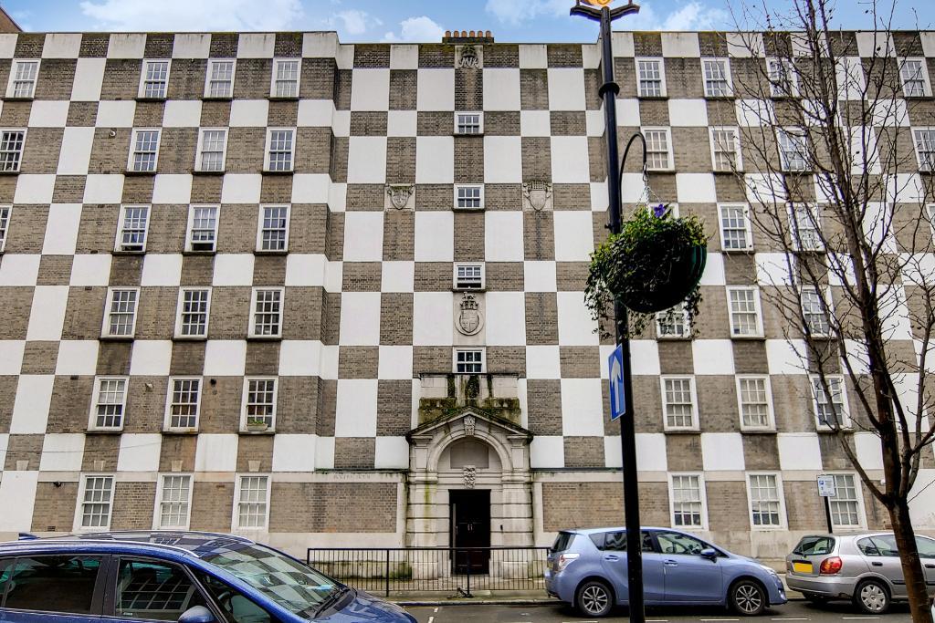 Property in Page Street, Westminster, London, SW1P 4EZ