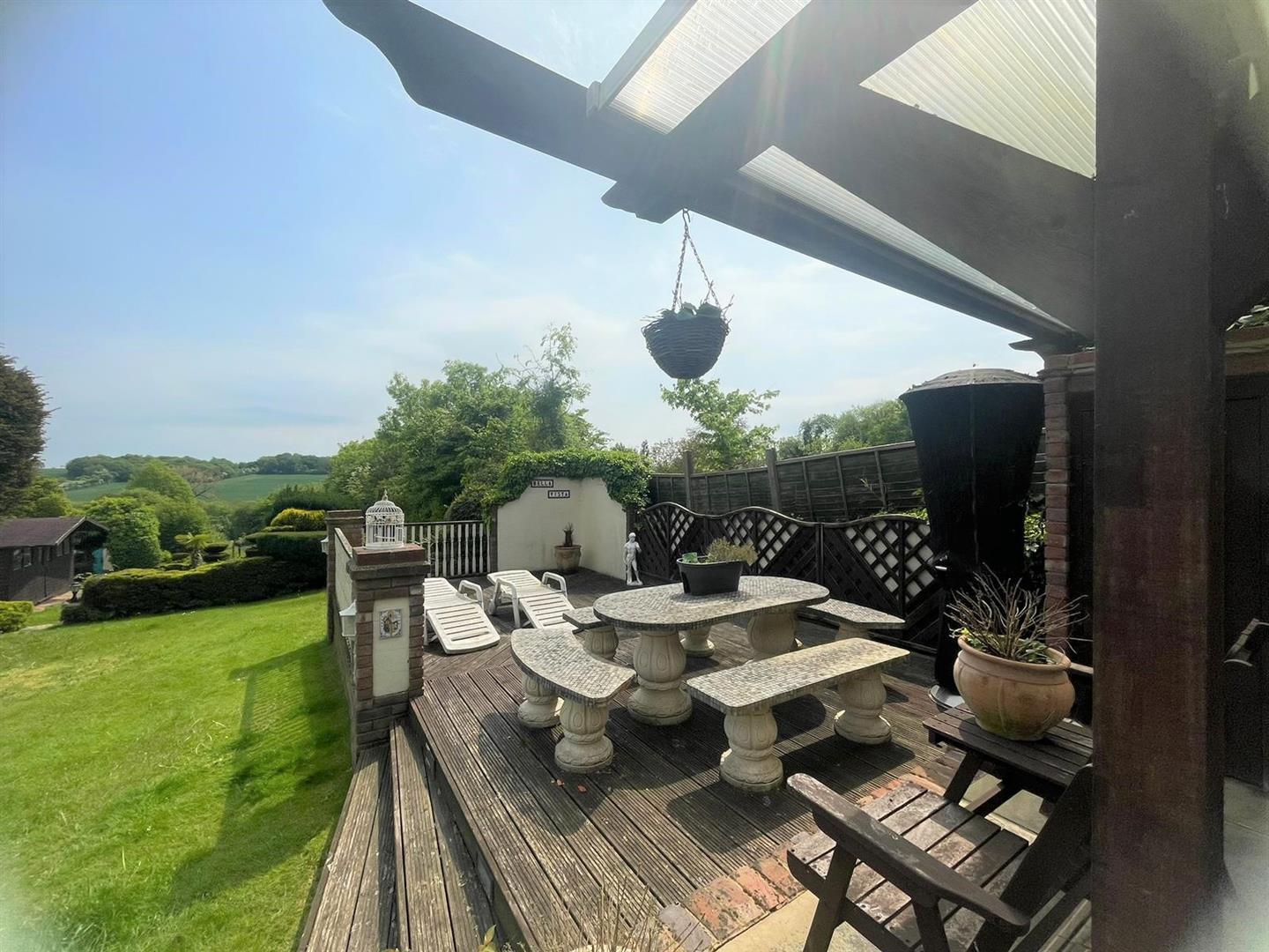 Property in Church Road, Hartley, Longfield, Kent, DA3 8DY