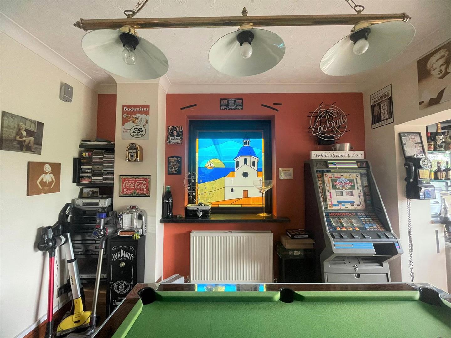 Property in Church Road, Hartley, Longfield, Kent, DA3 8DY