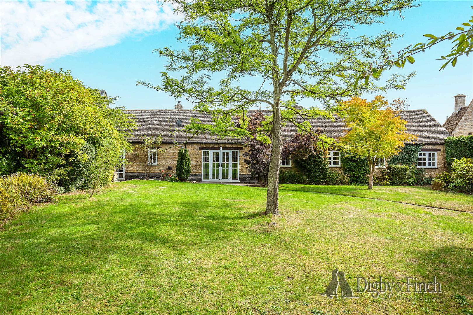 Property in 4 Manor Farm, Apethorpe Peterborough, PE8