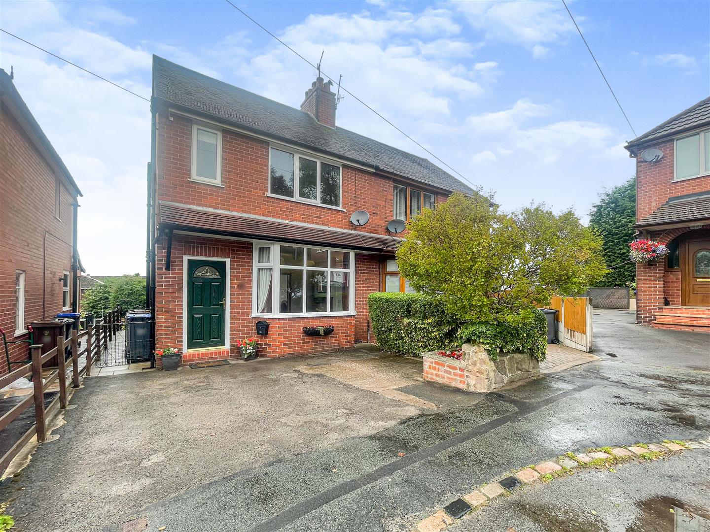 Denise White Bespoke Estate Agents in Staffordshire