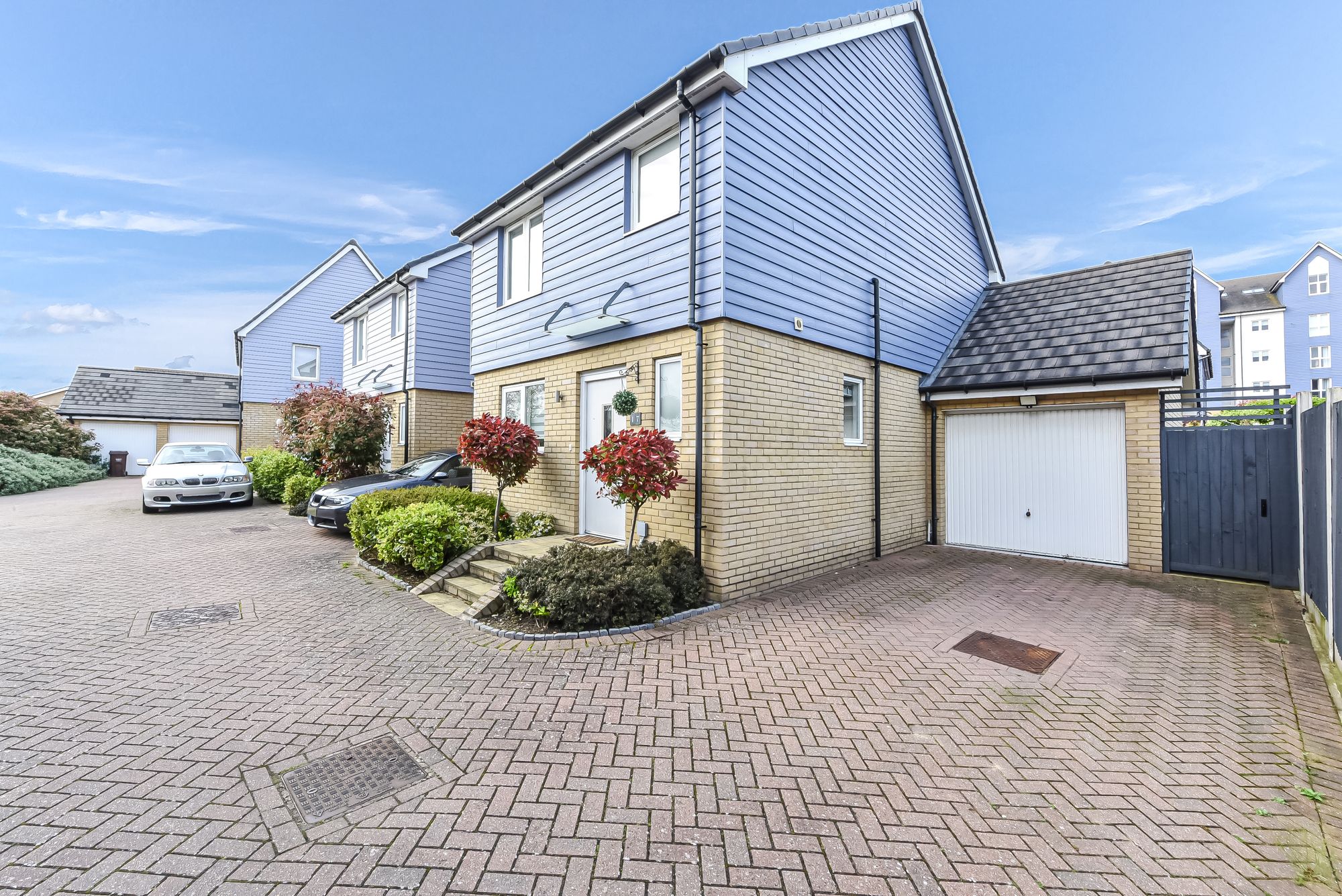Property in Dunlin Drive, Chatham, Kent, ME4 3JA