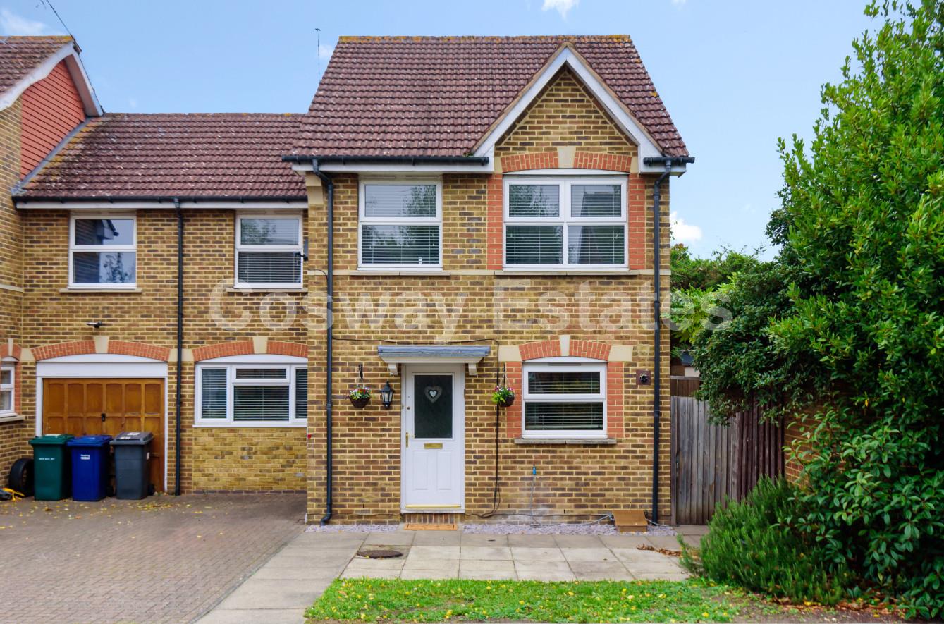 Property in Sebergham Grove, London, NW7 2AU