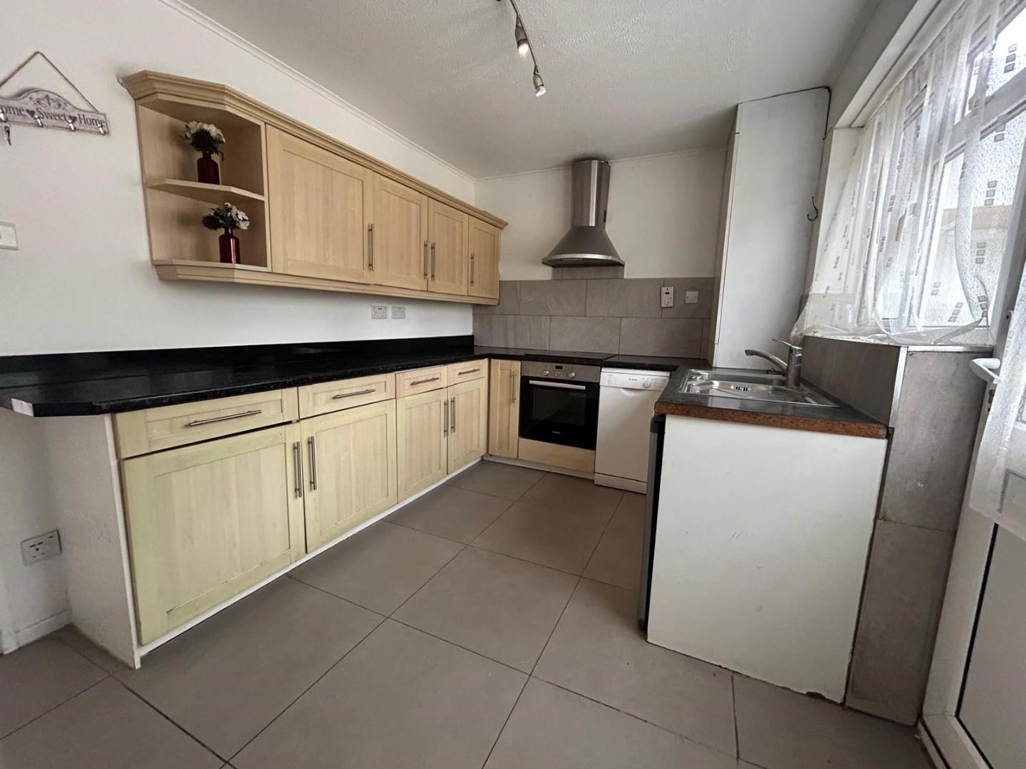 Property in Wardell Close, London, NW7 2LG