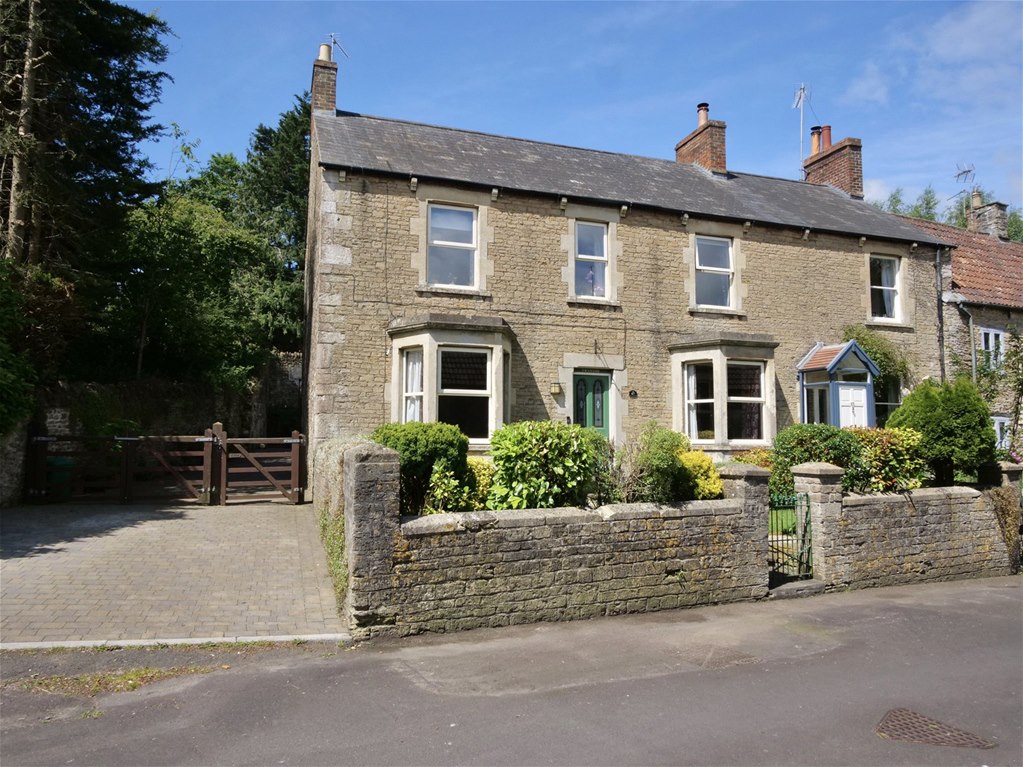 McAllisters Estate Agents in Frome