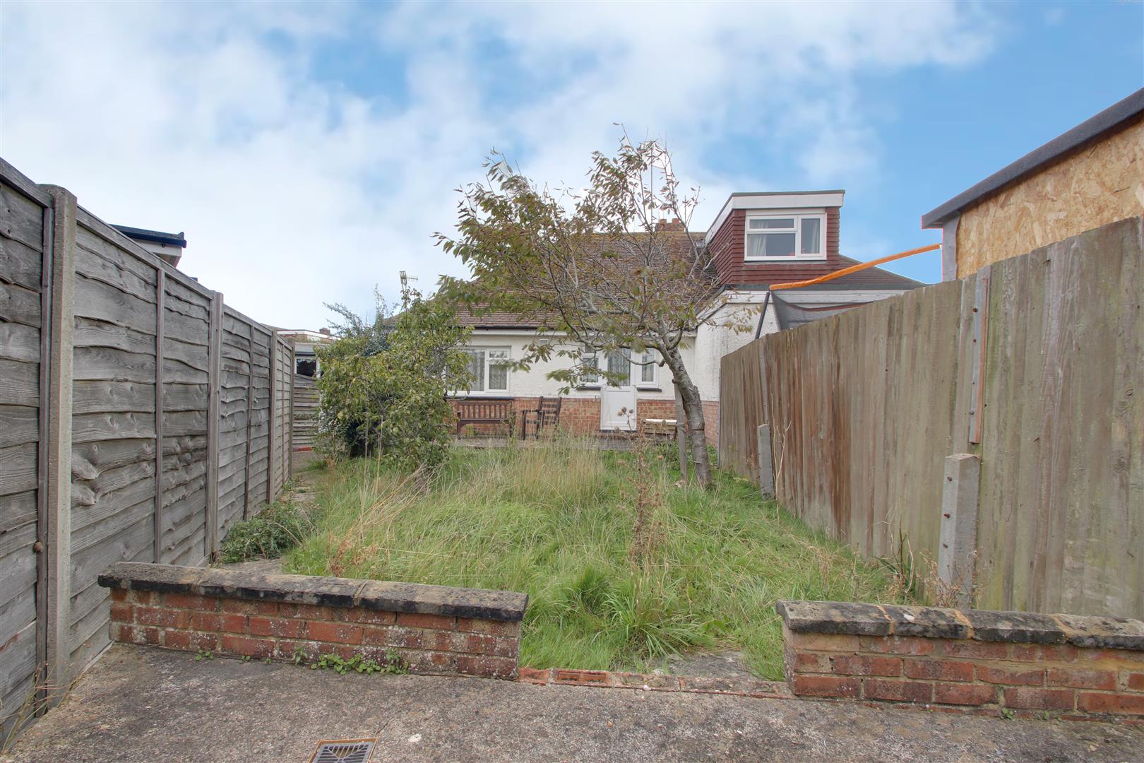 Property in West Way, Lancing, West Sussex, BN15 8NB