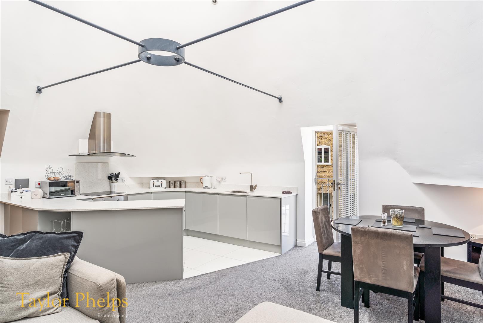 Property in Buryfield Maltings, Ware, Hertfordshire, SG12 0HU