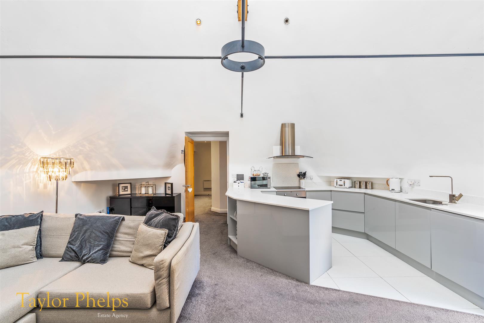 Property in Buryfield Maltings, Ware, Hertfordshire, SG12 0HU