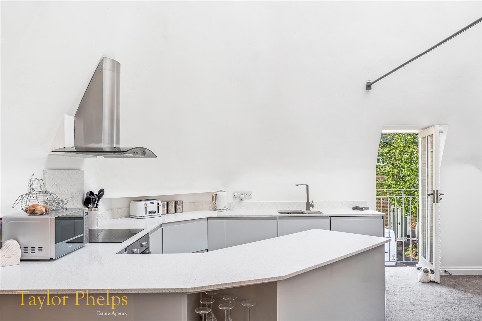 Property in Buryfield Maltings, Ware, Hertfordshire, SG12 0HU